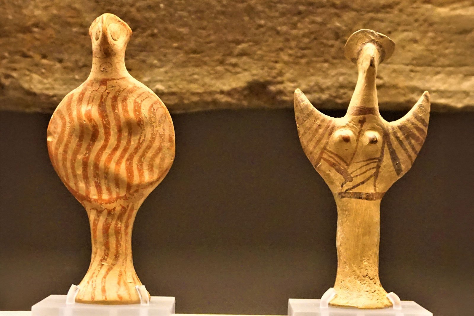 What Is Cycladic Art? Marble Idols, Graves and Meaning I The Art Newbie