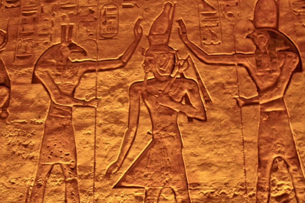 Eye of Ra vs Eye of Horus: 5 Key Differences I The Art Newbie