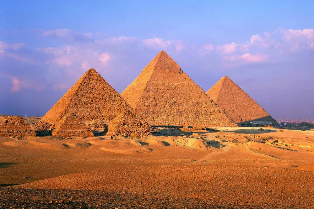 Inside the Pyramids of Giza: chambers explained I The Art Newbie