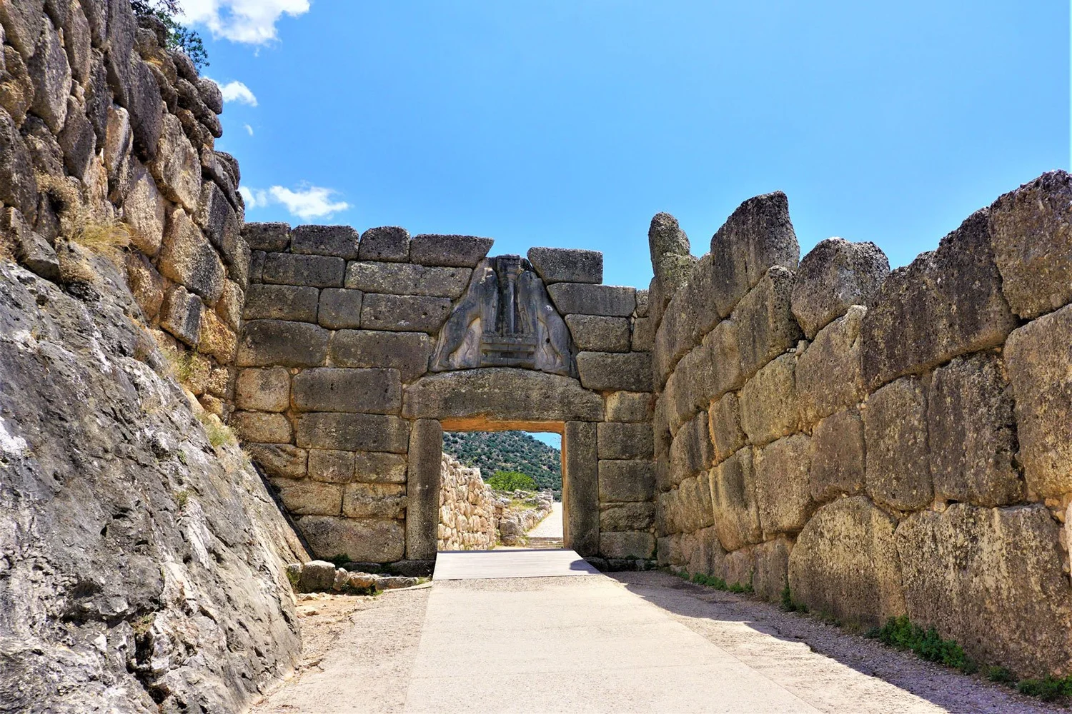 The Lion Gate at Mycenae: Architecture, Symbol and Power I The Art Newbie
