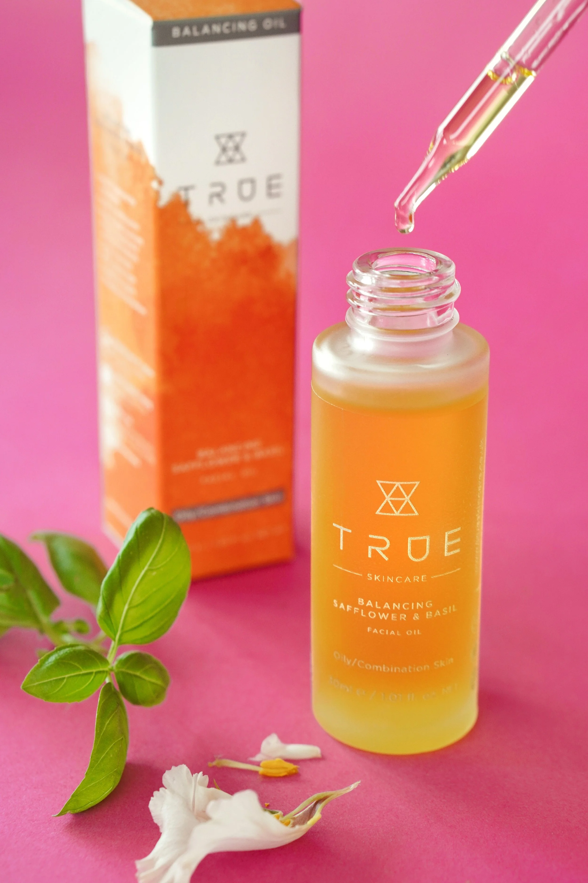 Balancing Safflower & Basil Facial Oil, 30ml — True Skincare