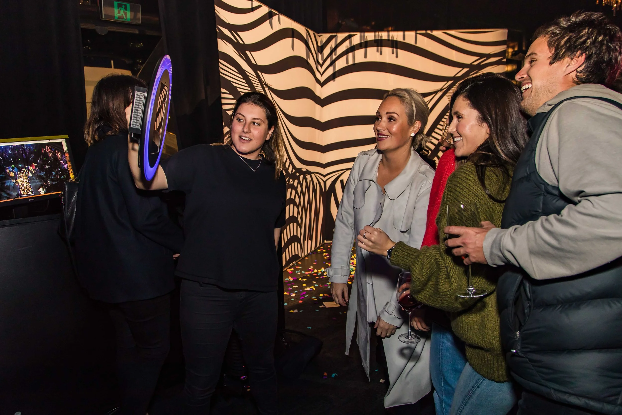 ROAMING GIF BOOTH — Rentertainment