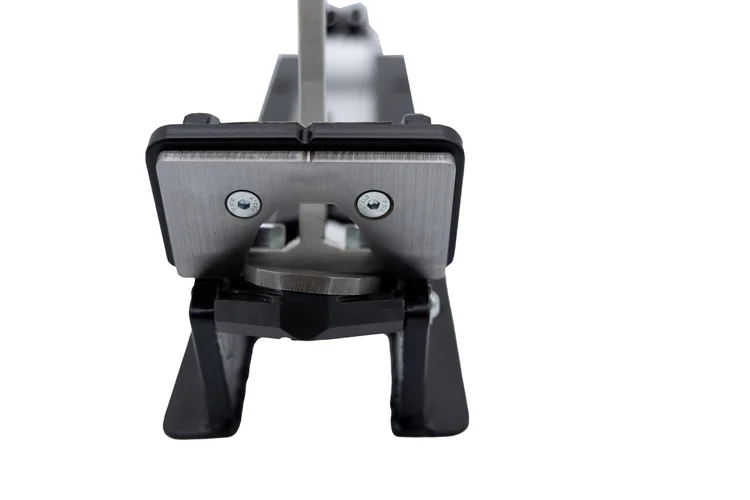 Trimdek Roof Notching Tool — EERA Roofing Tools
