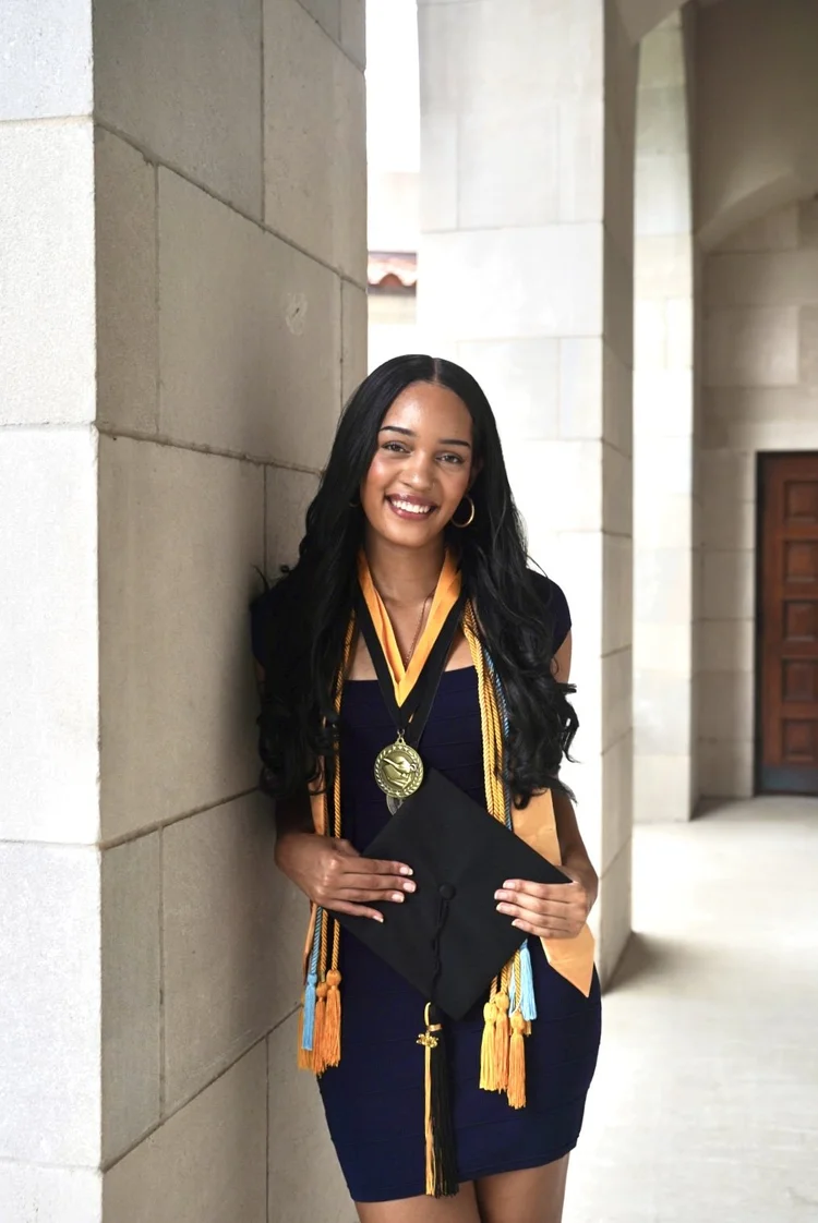 College Scholarships — Mike Evans Family Foundation