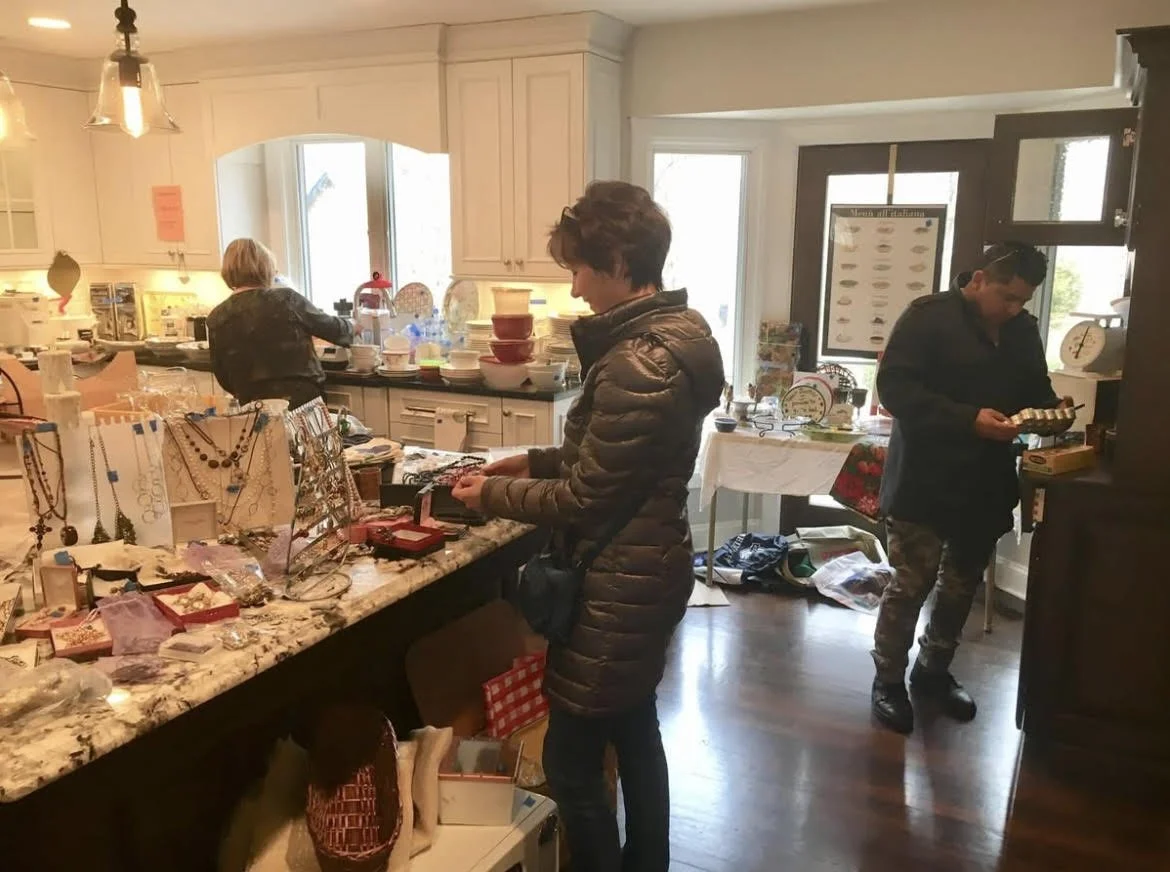 What is an Estate/Moving Sale? — The DeClutter Box