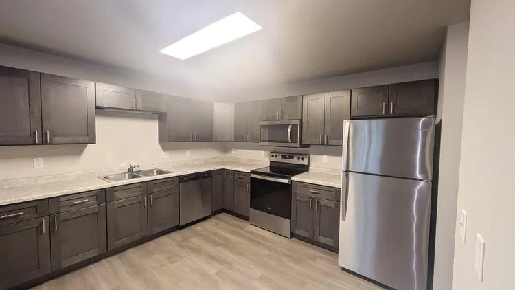 Amber Valley Apartments | Property Resources Group
