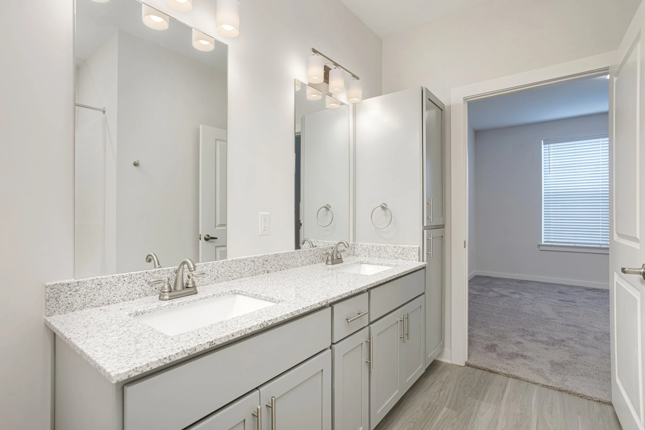 Union Commons Flats - Affordable Community in Cincinnati, OH