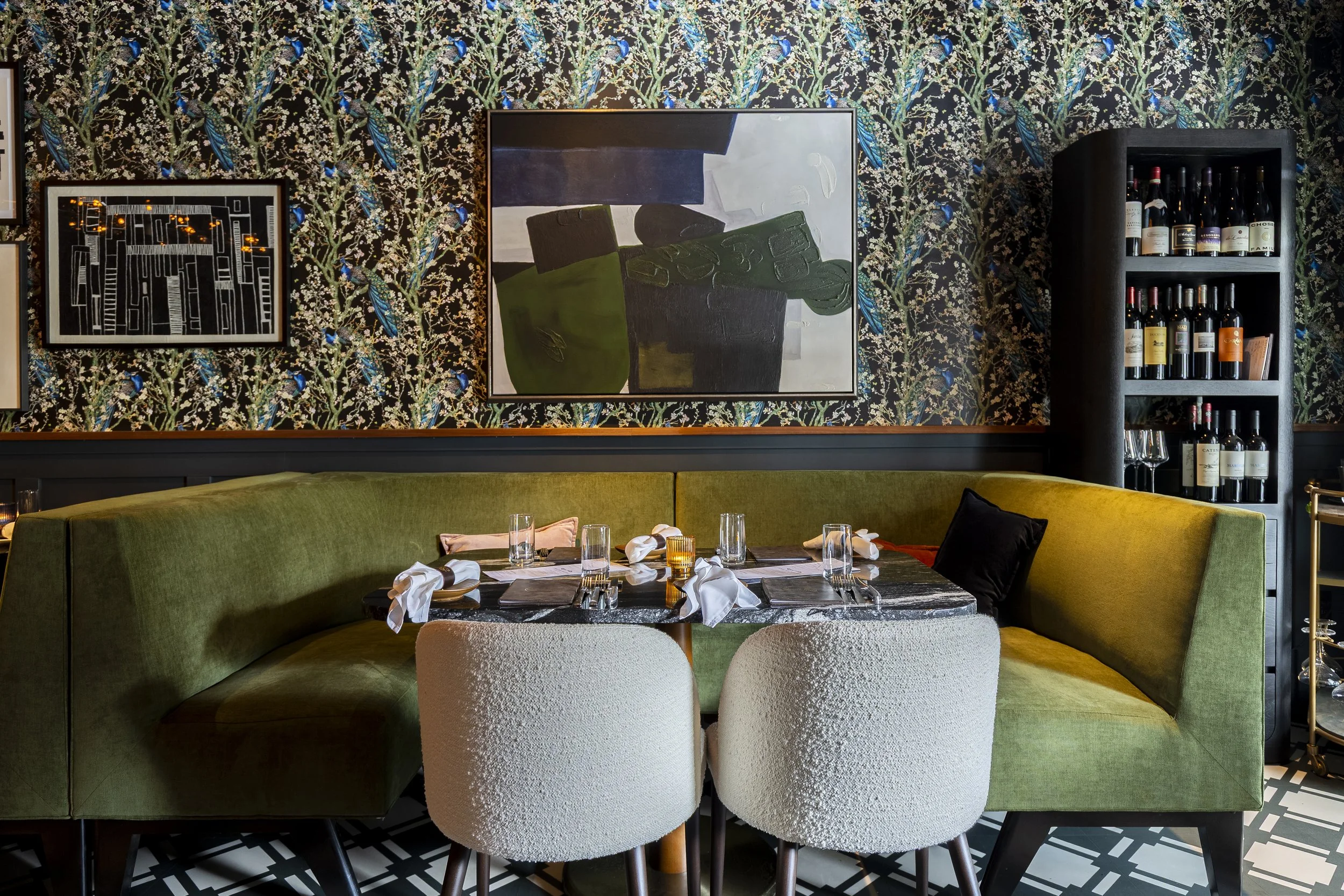 Reservations — Jewel Box Steak