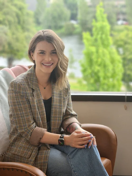 Seattle Trauma Therapist-Sarah Bjorn — Riverbank Therapy, PLLC ...