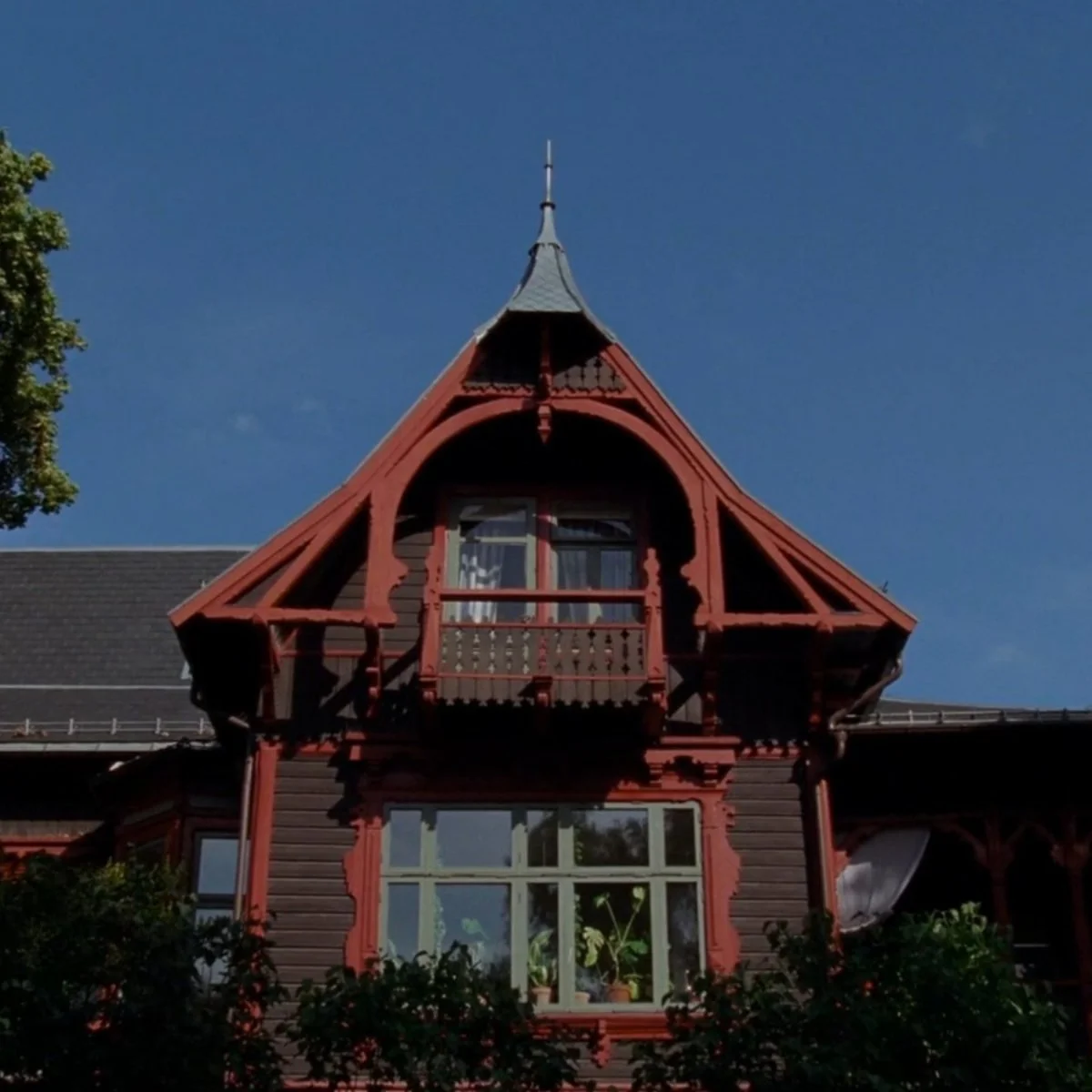 Top 10 Best Films of 2025 — Showbiz by PS