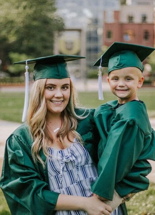 Biography — Kayla Carlile Art