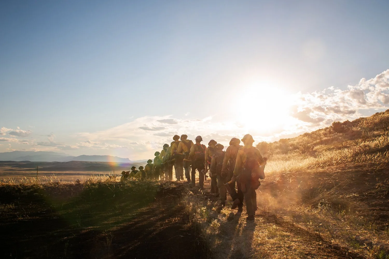 What is a Hotshot? — US Hotshots Association