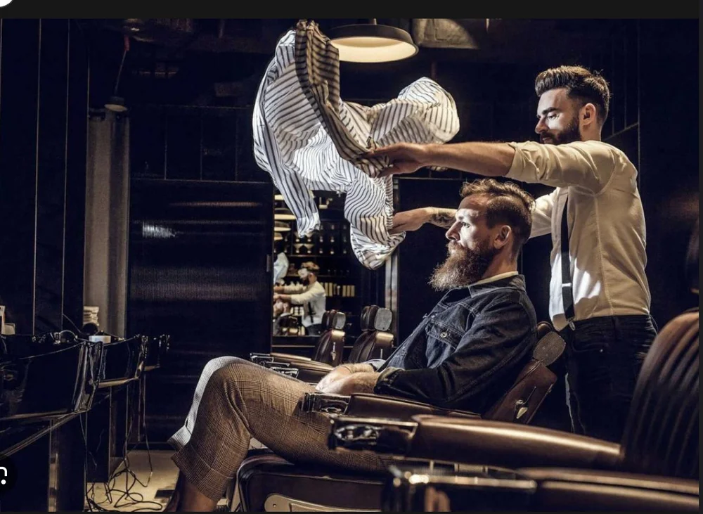 THE BESPOKE | BARBER LOUNGE