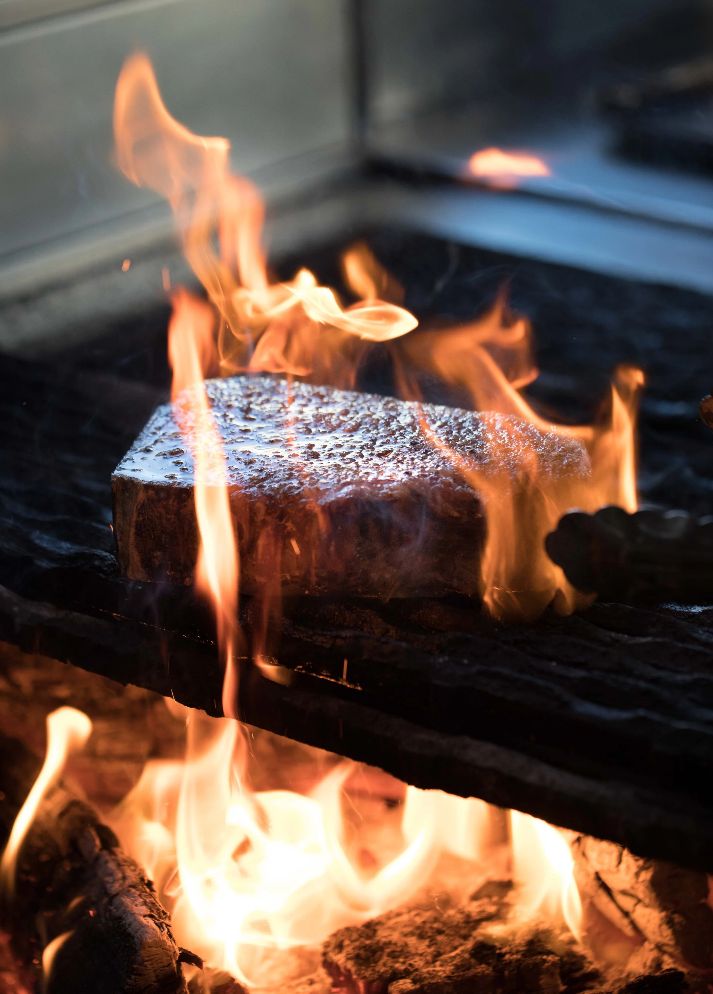 Gallery — Pony Dining The Rocks