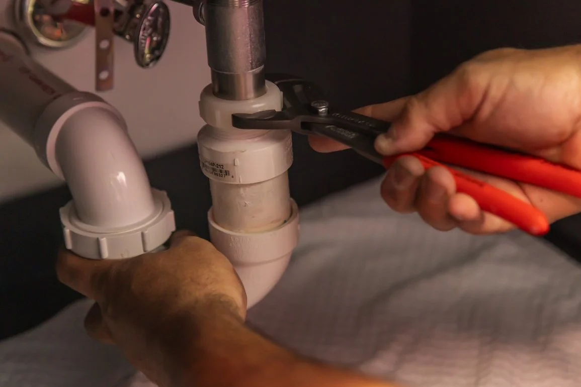 How to Prevent and Remove Mineral Build-up in Pipes — Big Kahuna ...
