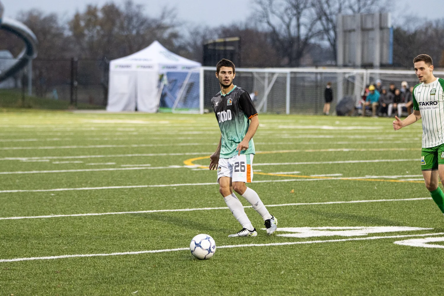 HOUSE v. WISLOKA CHICAGO — Chicago House AC