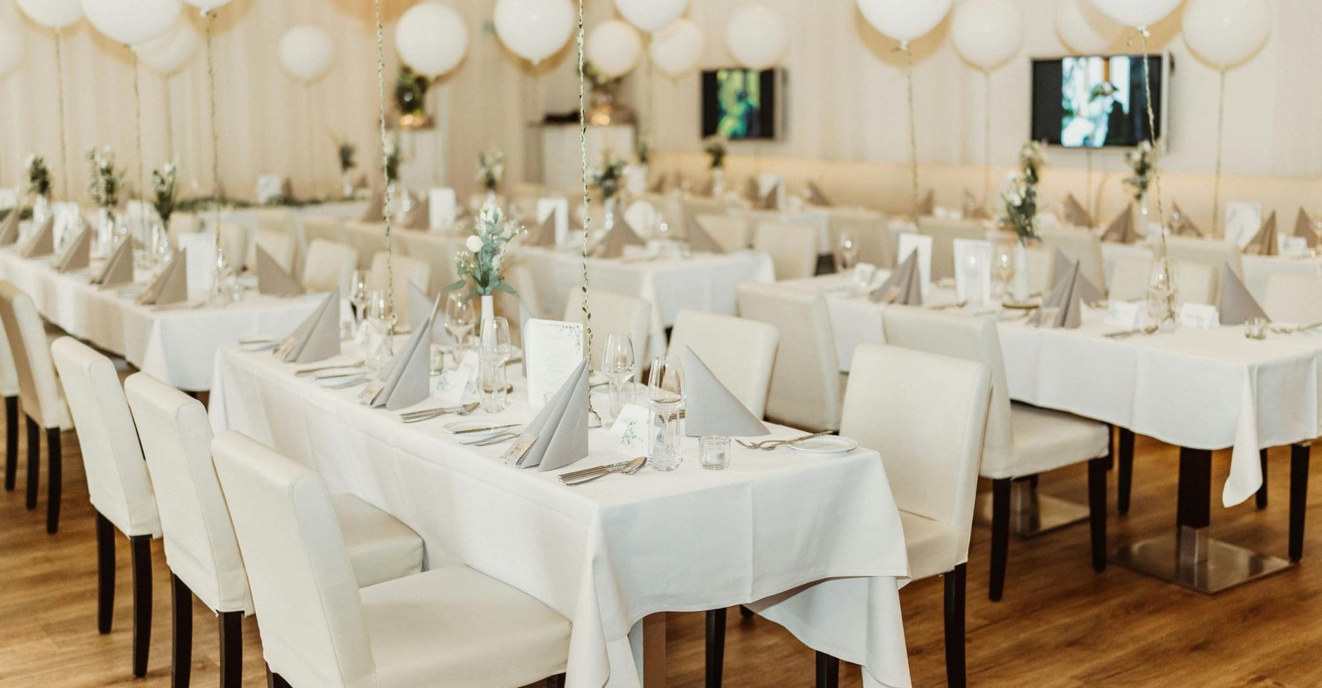 What is a Banquet Service? — Historic Acres of Hershey, PA Wedding Venue