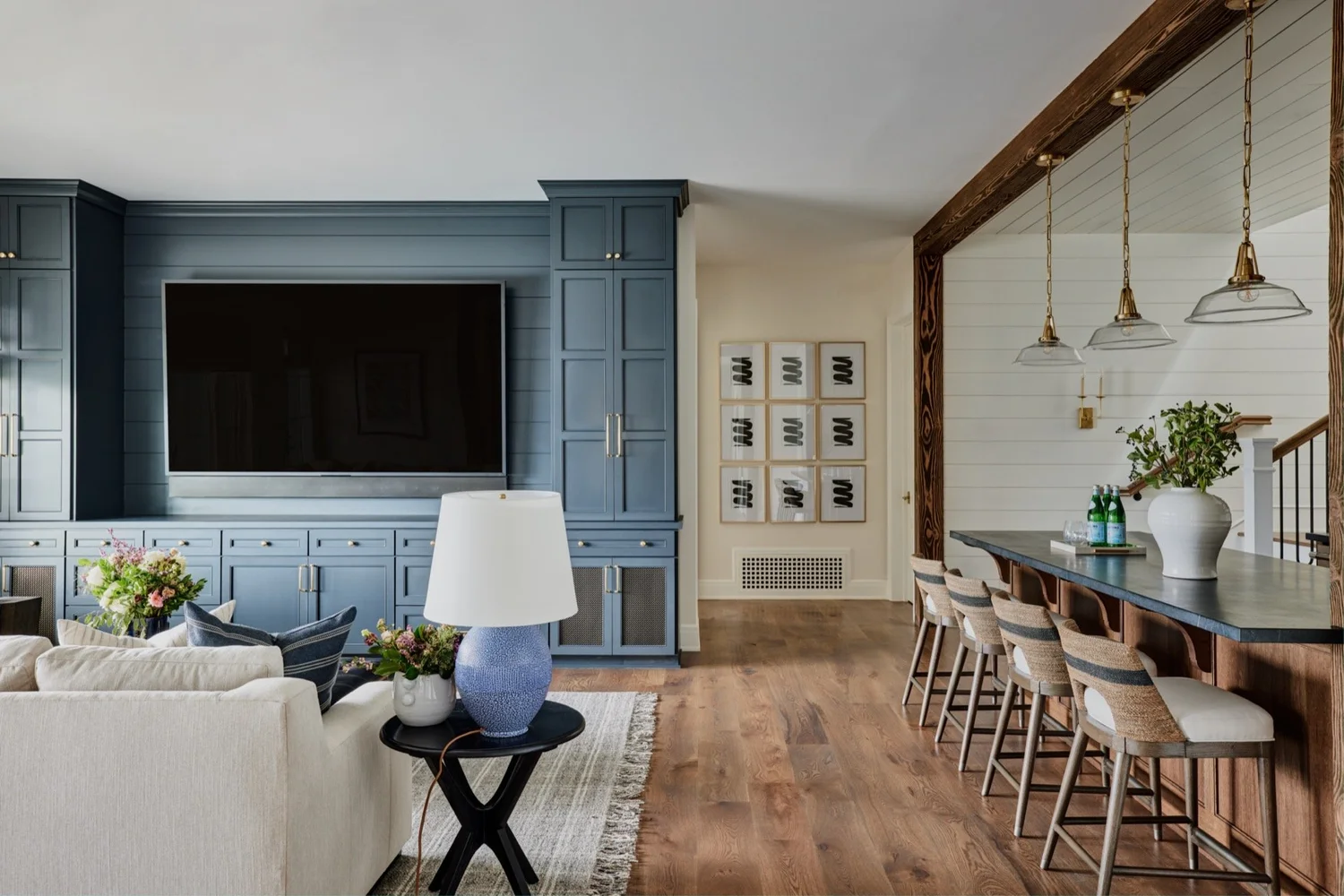 Maximizing Space: Designing a Cozy and Functional Bunk Room and Bath ...