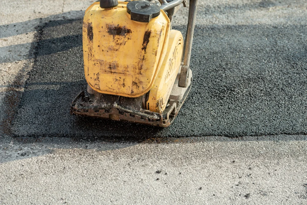 AccuStripe Paving and Asphalt Maintenance