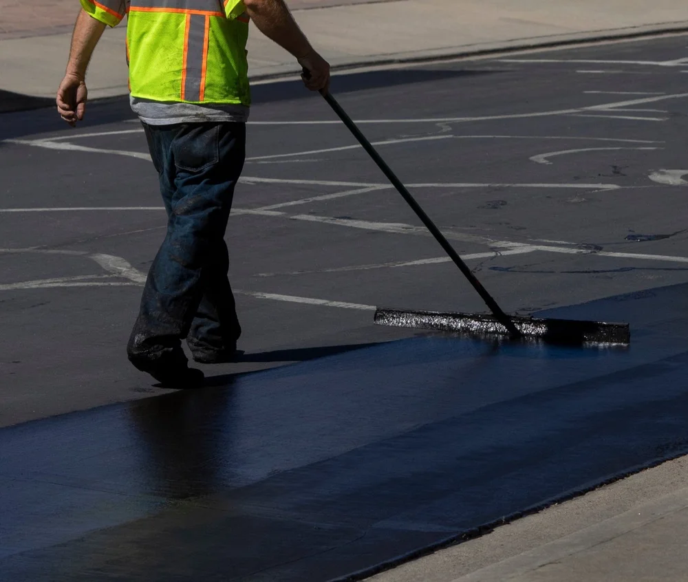 Asphalt Sealcoating in Central Texas — AccuStripe Paving and Asphalt ...