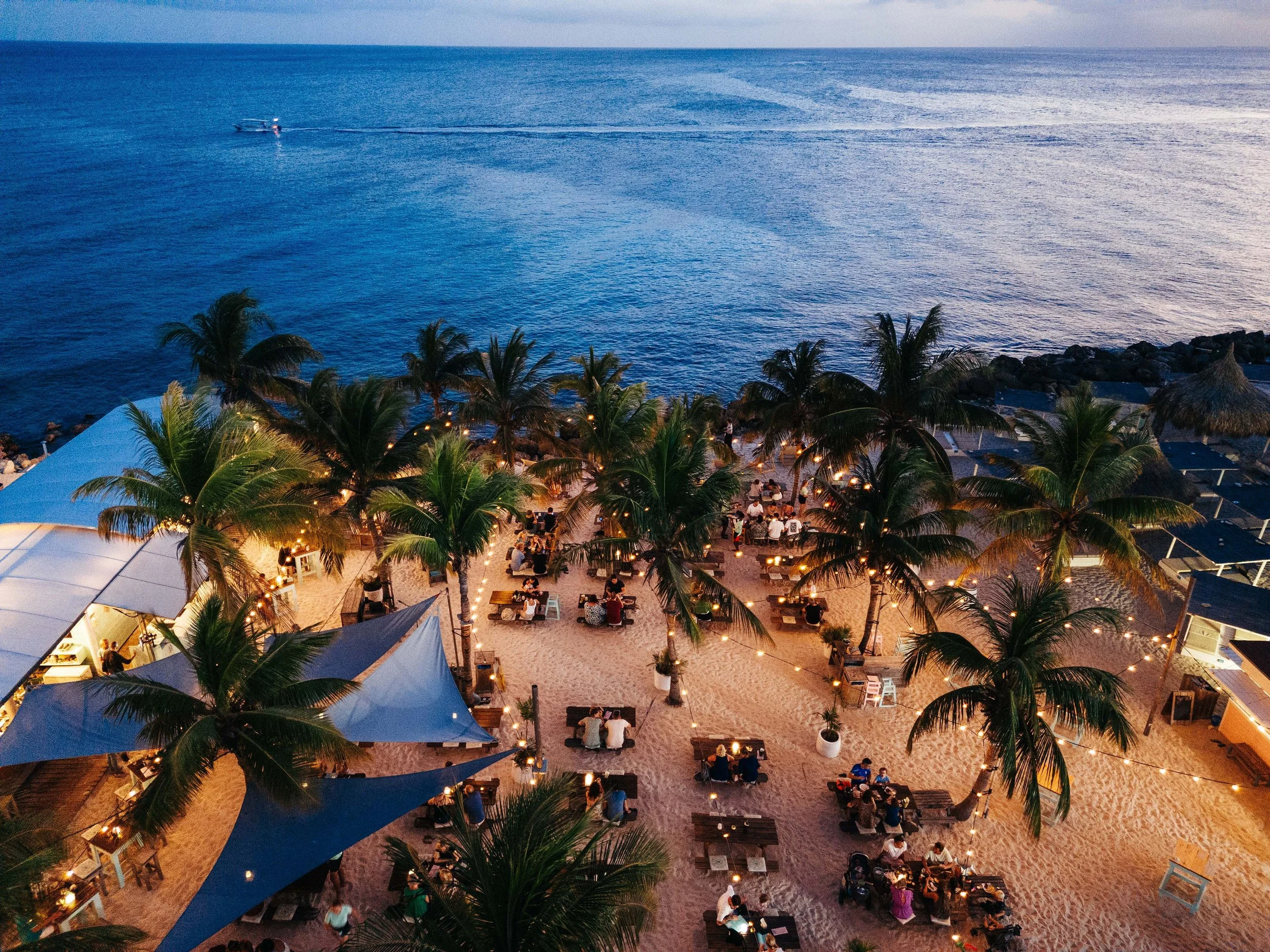 Zest Beach Café Curaçao — JanThielBeach