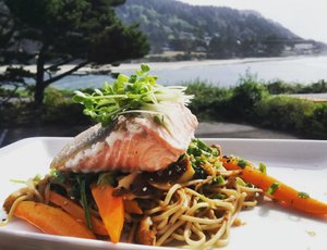 Ona Restaurant & Lounge