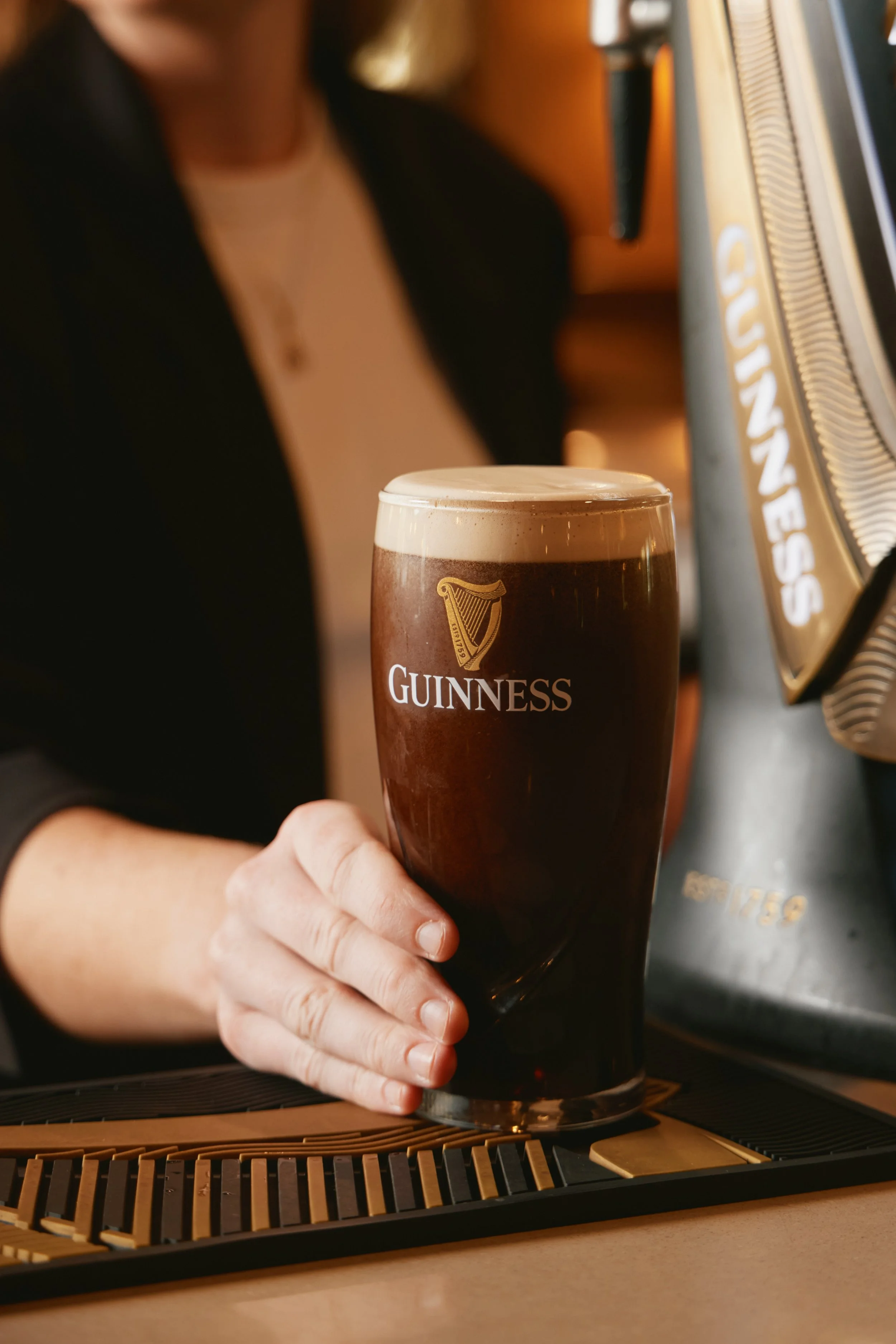 The Best Belgrave Pub Locals Love | Micawber Tavern