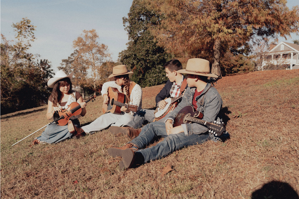 Dear MariBella and the Pigkickers | Bluegrass & Folk – Book Today!