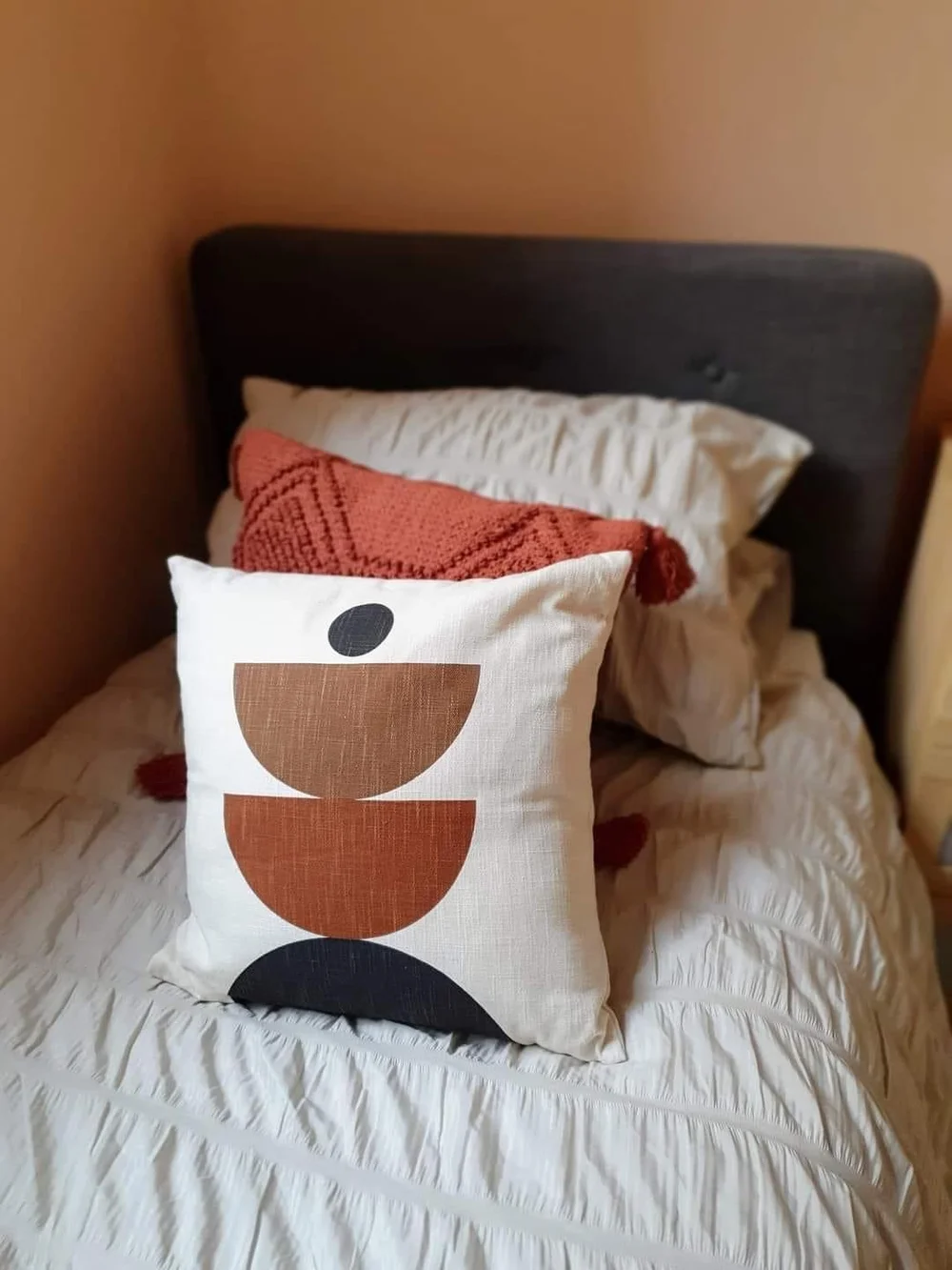 Esther House — The Esther Project