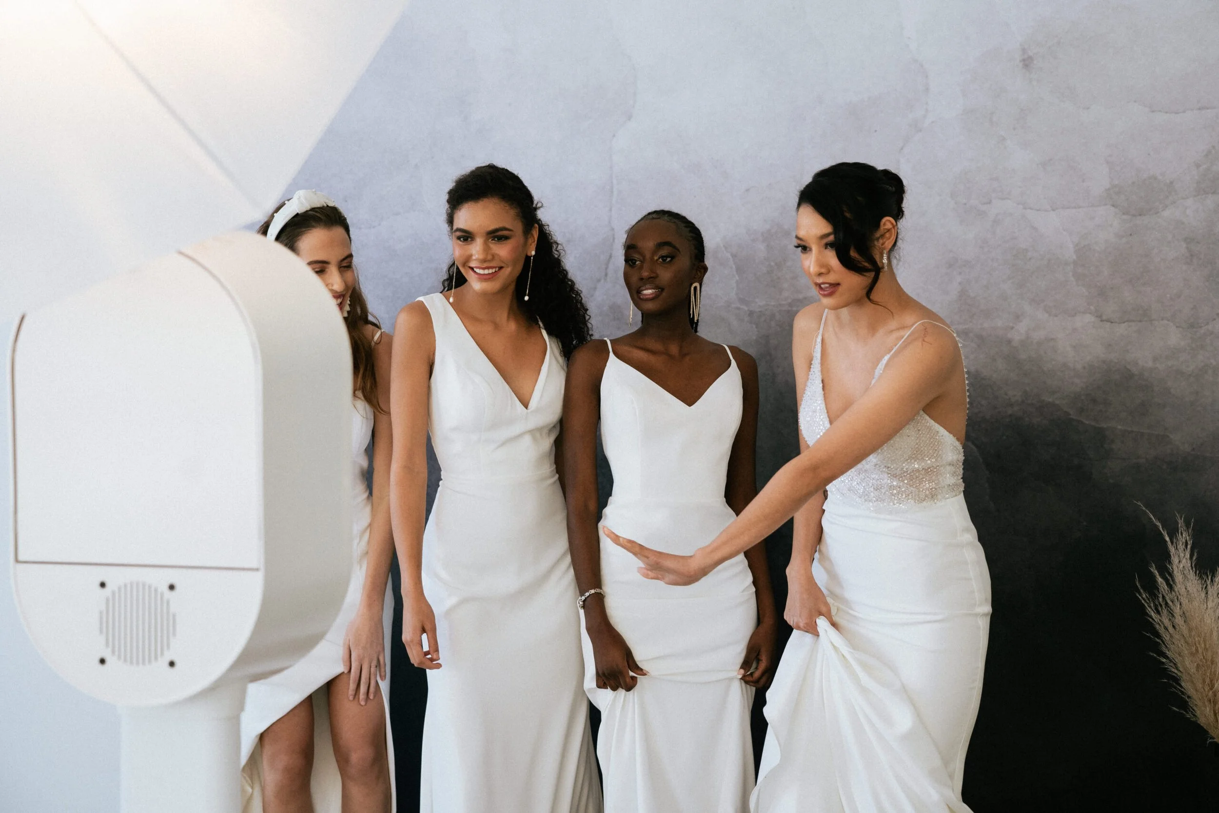 Affordable Photo Booth Rentals in Houston – Piamcast Photo Booth Services