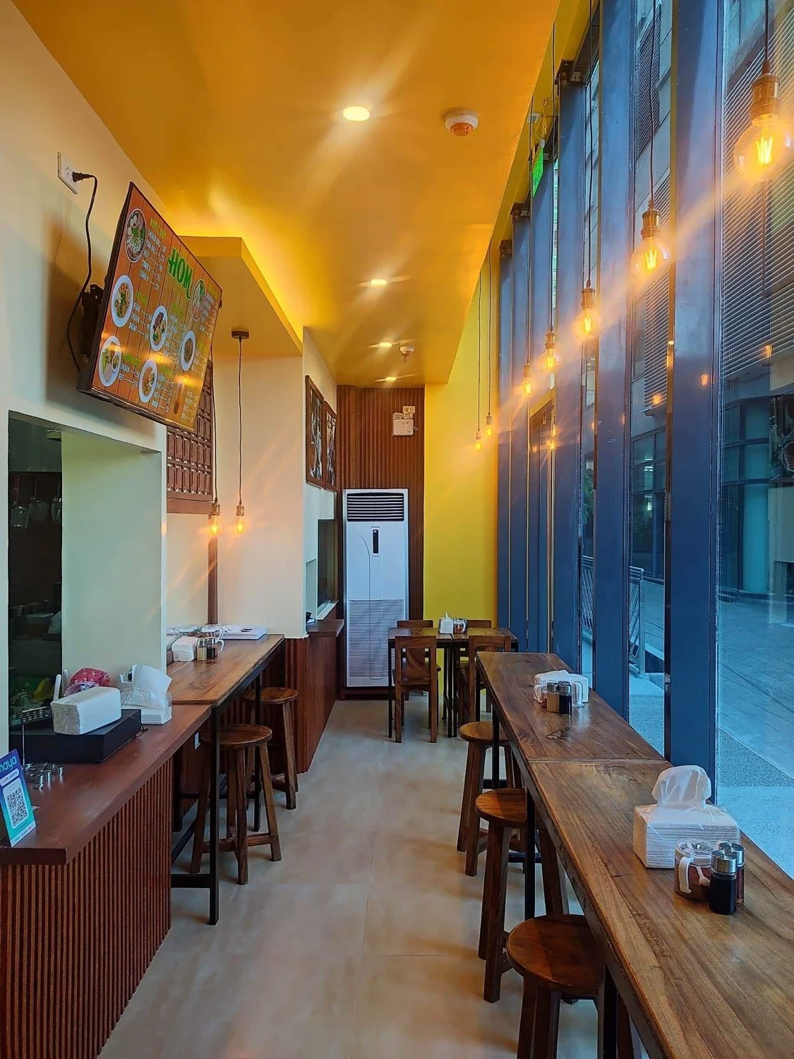 Branches | Explore Local Branches — Hom Thai Food