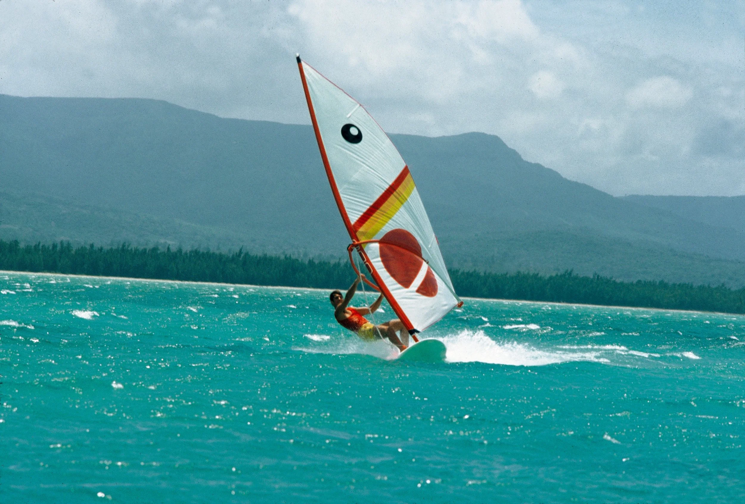 SIC Maui et TAHE– Innovation et Passion pour les activités nautiques ...