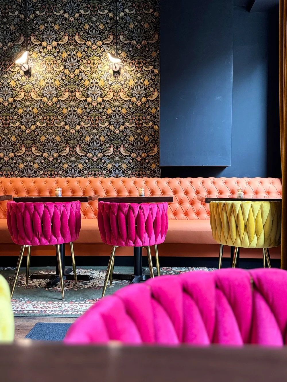 NIGHTINGALE BAR