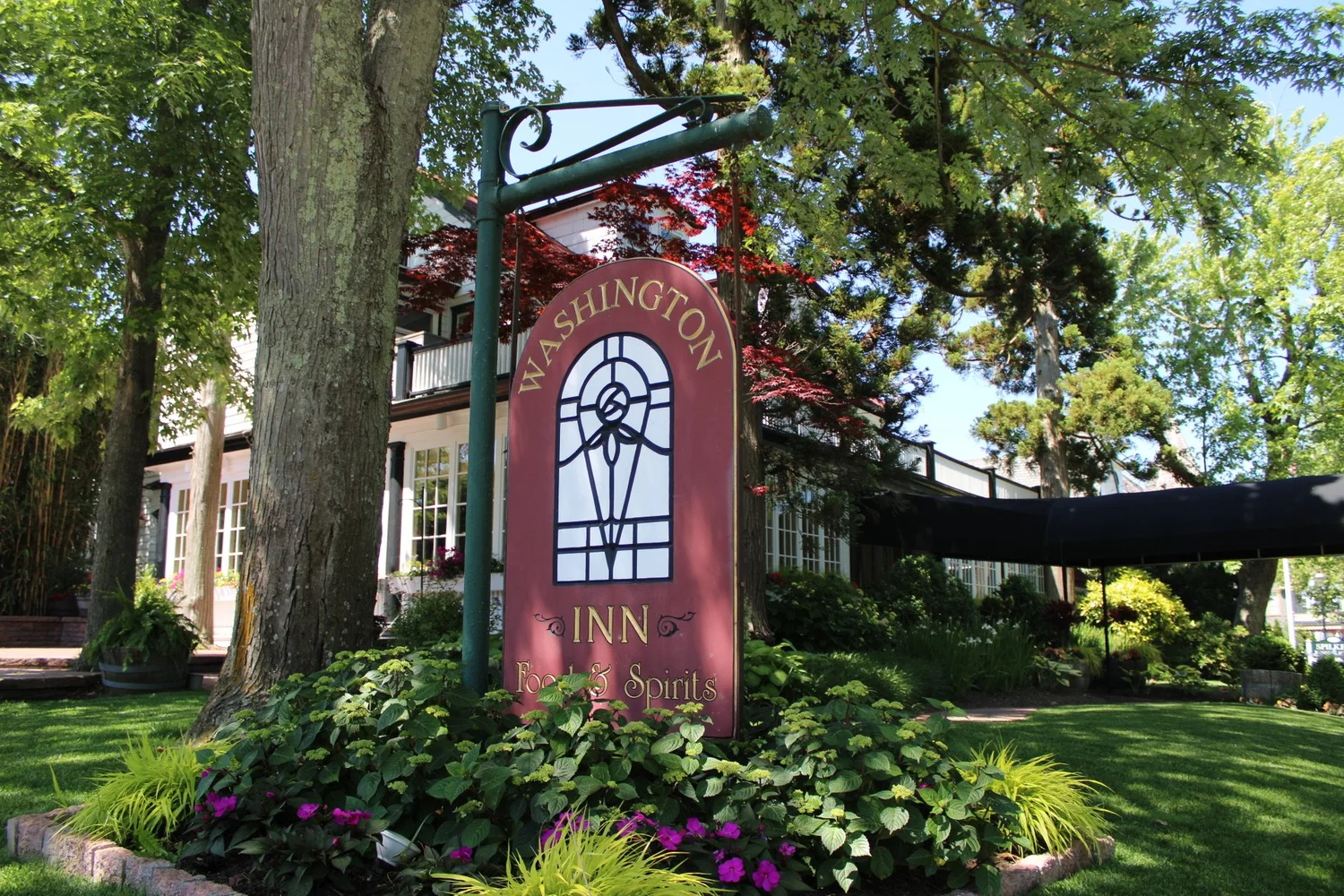 About The Inn — Washington Inn & Wine Bar