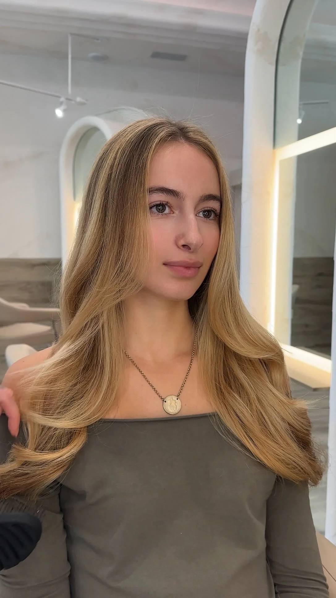 %Expert Japanese Hair Styling in LA | SHIMA - 53 Years of Experiences