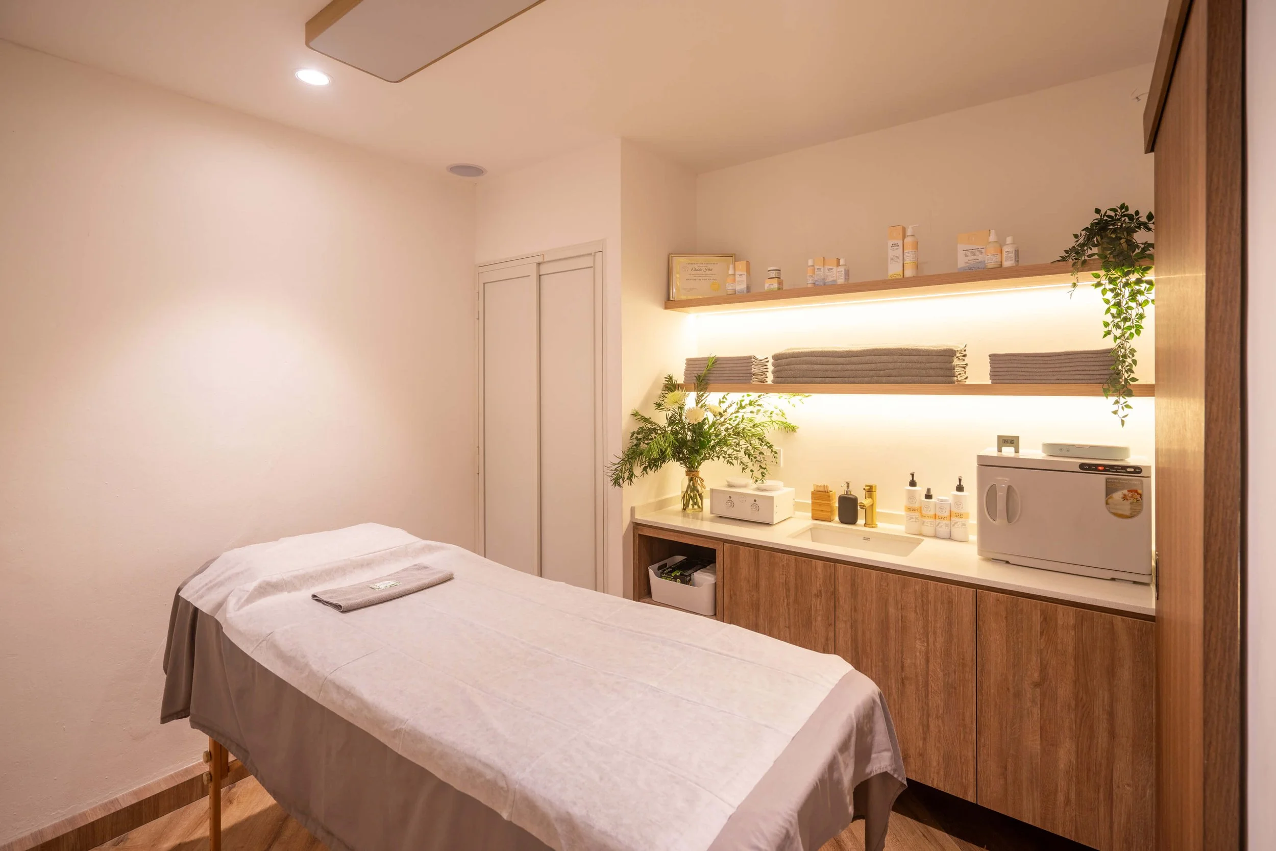 Sugaring Singapore | Organic Hair Removal & Brazilian Wax Alternative