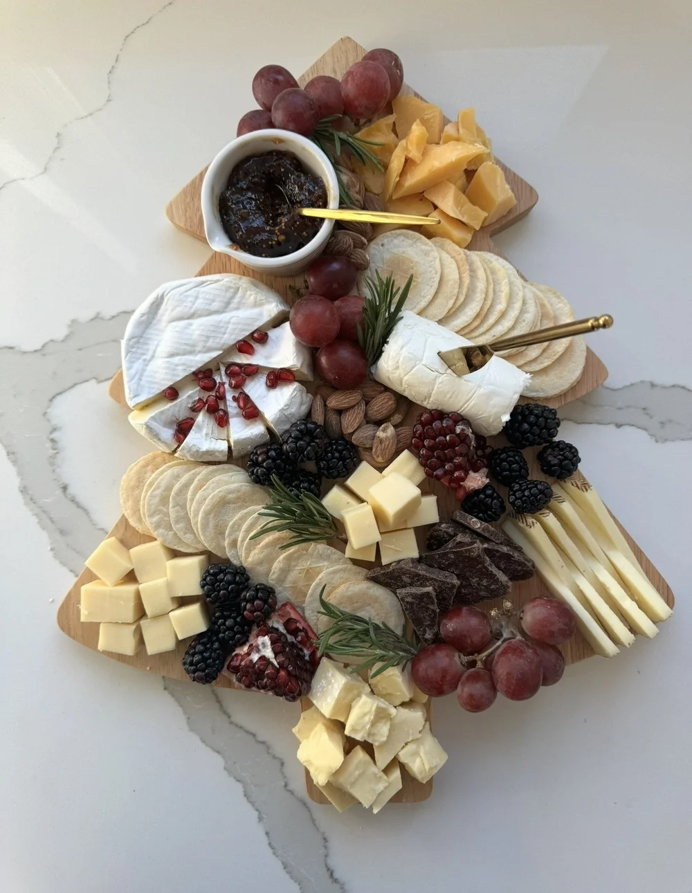 How To Cut Cheeses- Easy Cheese Cutting Guide — ConVino Board