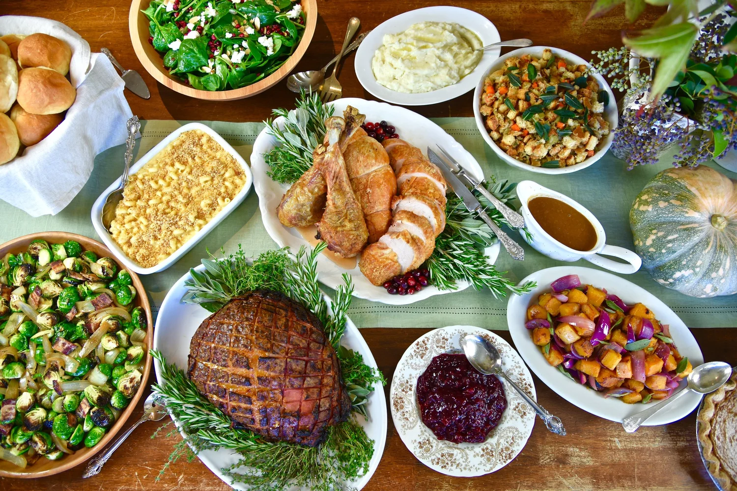 Sellands Neighborhood Cafe and Bar | Experience Flavor – Join Us Now