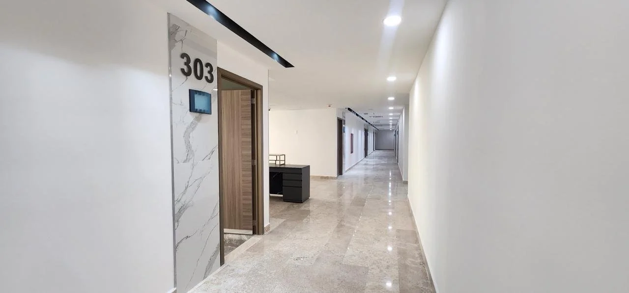 Interlomas - Hospitales MAC — Muros Capital