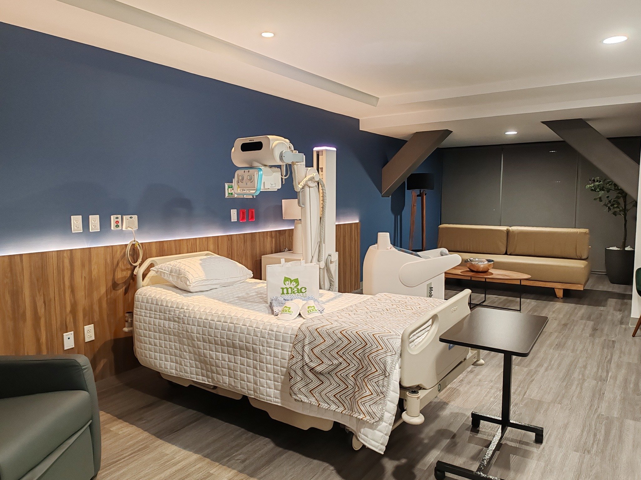 Interlomas - Hospitales MAC — Muros Capital