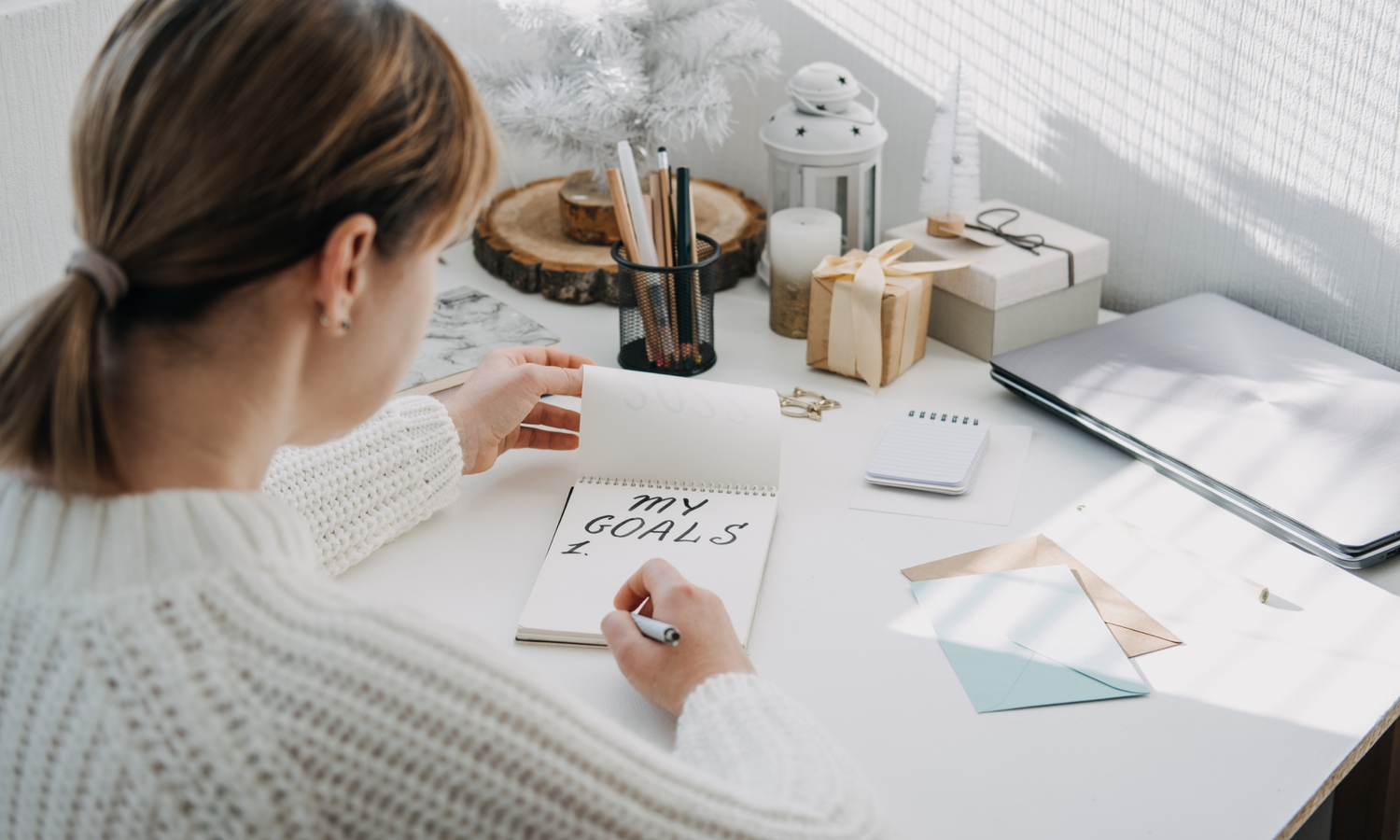 How to Balance Short-Term and Long-Term Career Goals: A Practical Guide ...