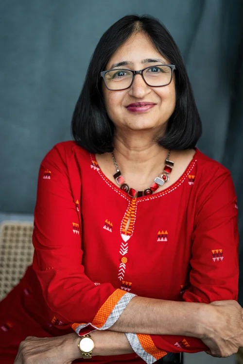 CHITRA SOUNDAR | Author & Screenwriter