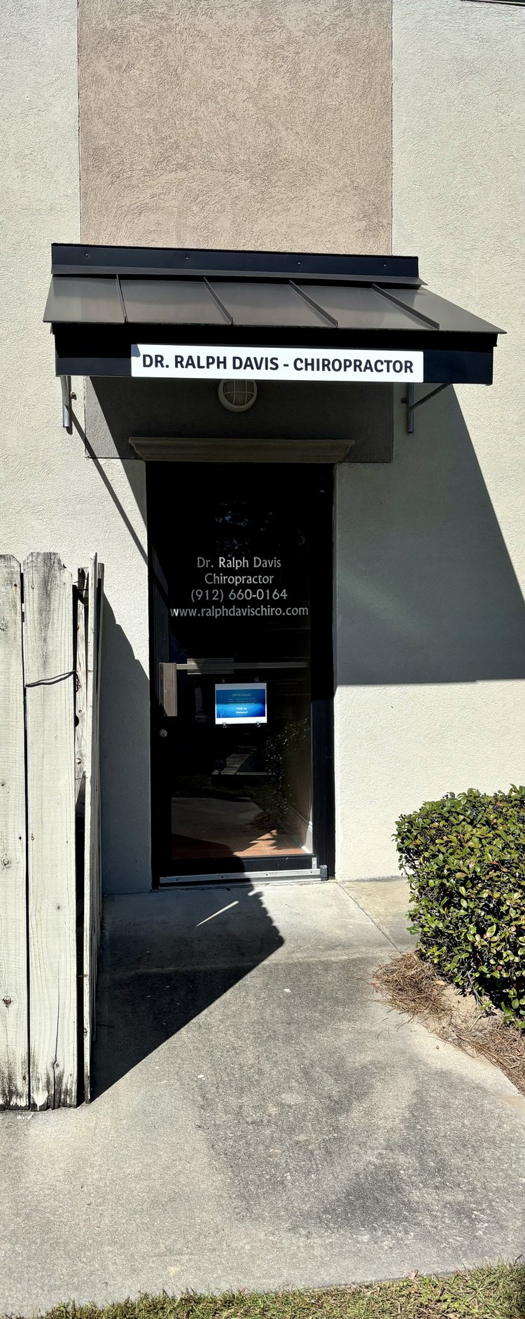 Dr. Ralph Davis, Chiropractor