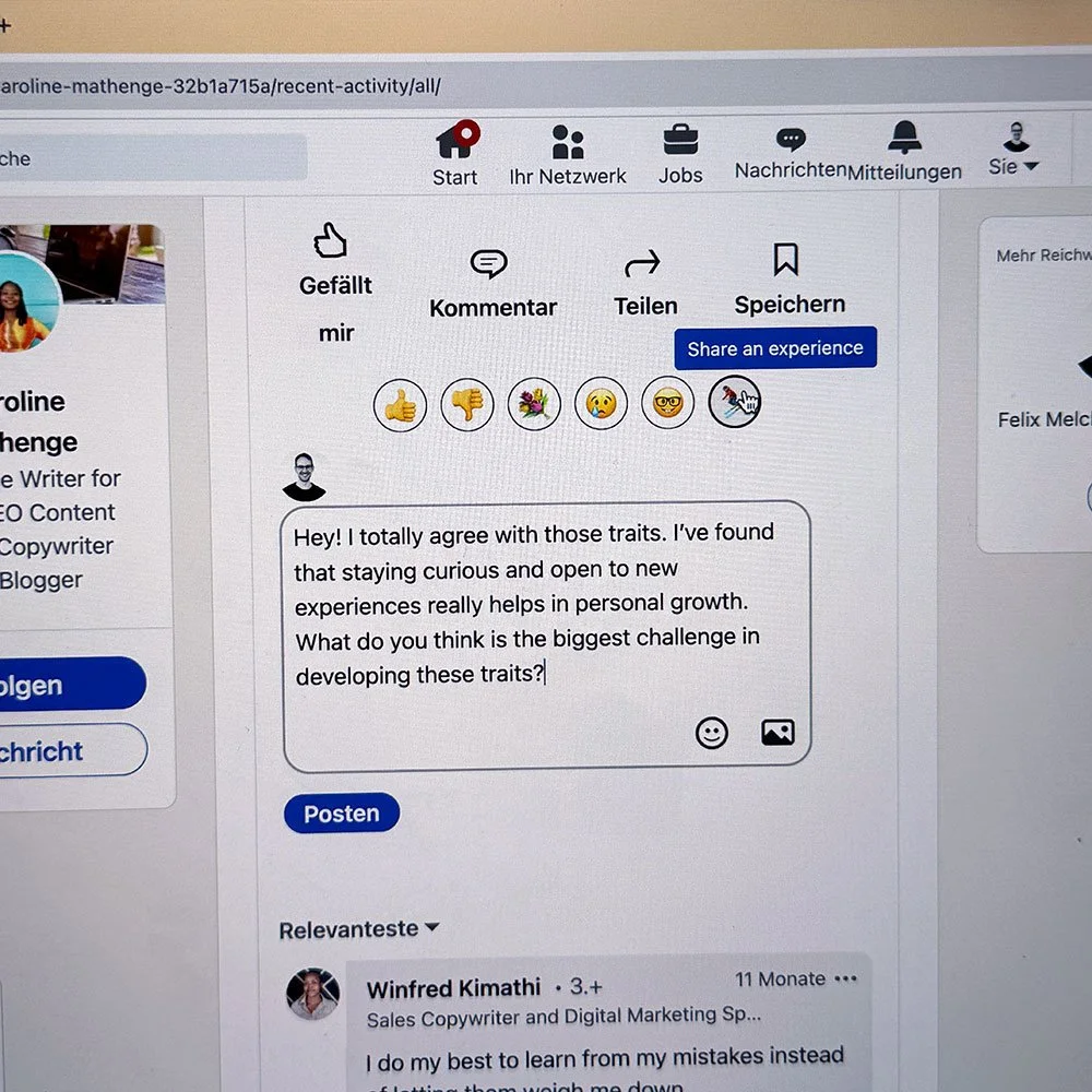 Comment Generator for LinkedIn