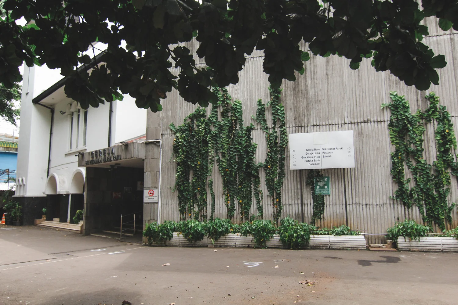 About Us — Gereja Santa Perawan Maria Ratu, Paroki Blok Q