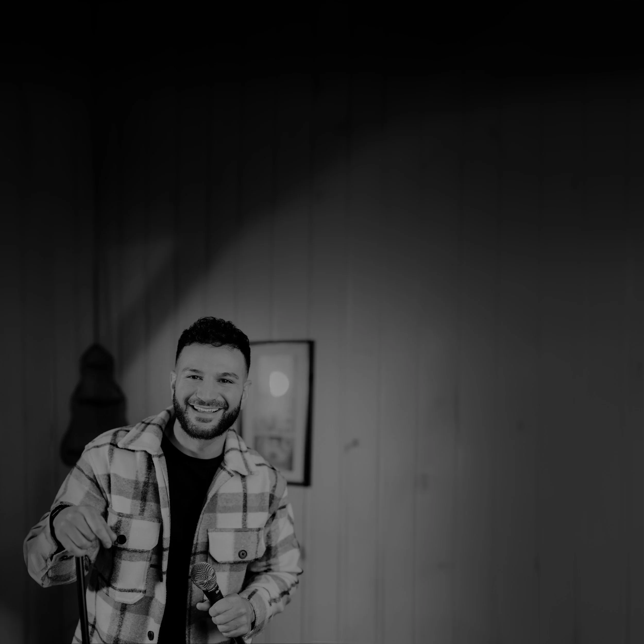 Bio | Anthony Robustiano