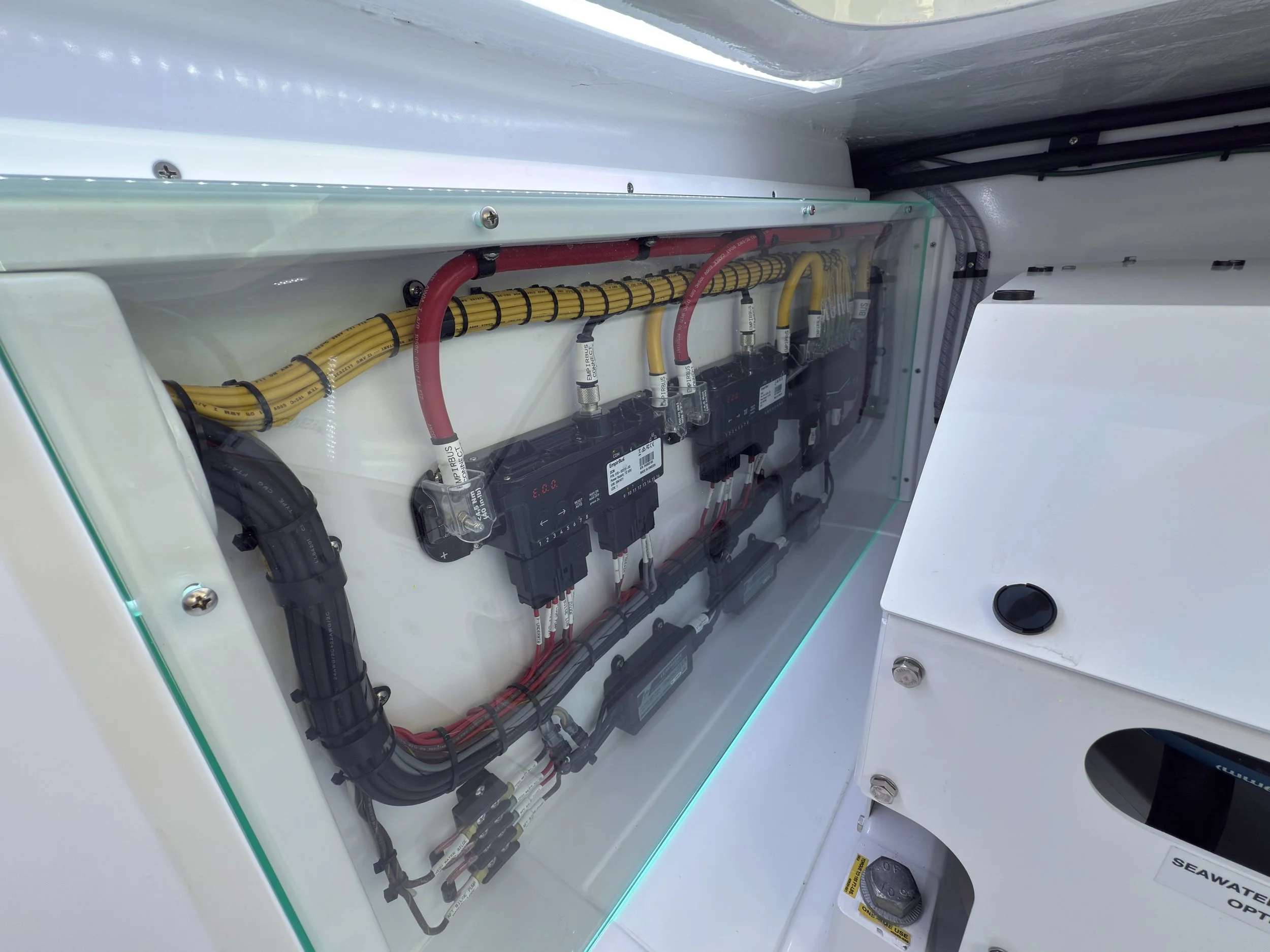 38CC — Mag Bay Yachts - NEW