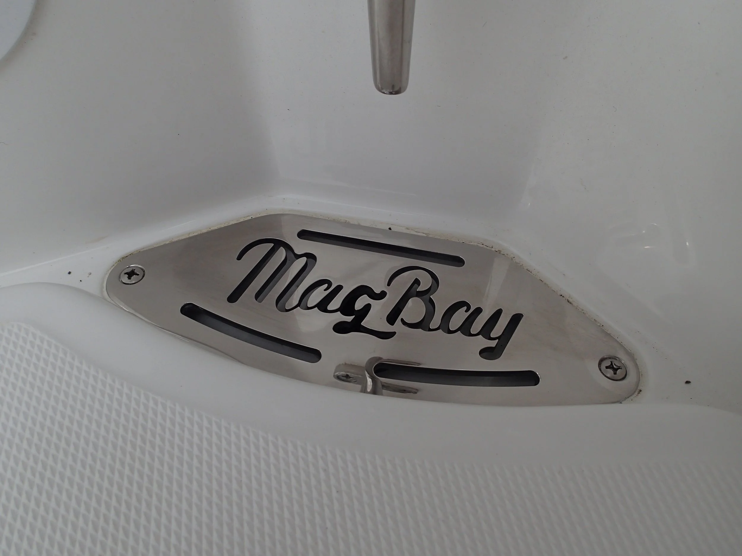 33CC — Mag Bay Yachts - NEW