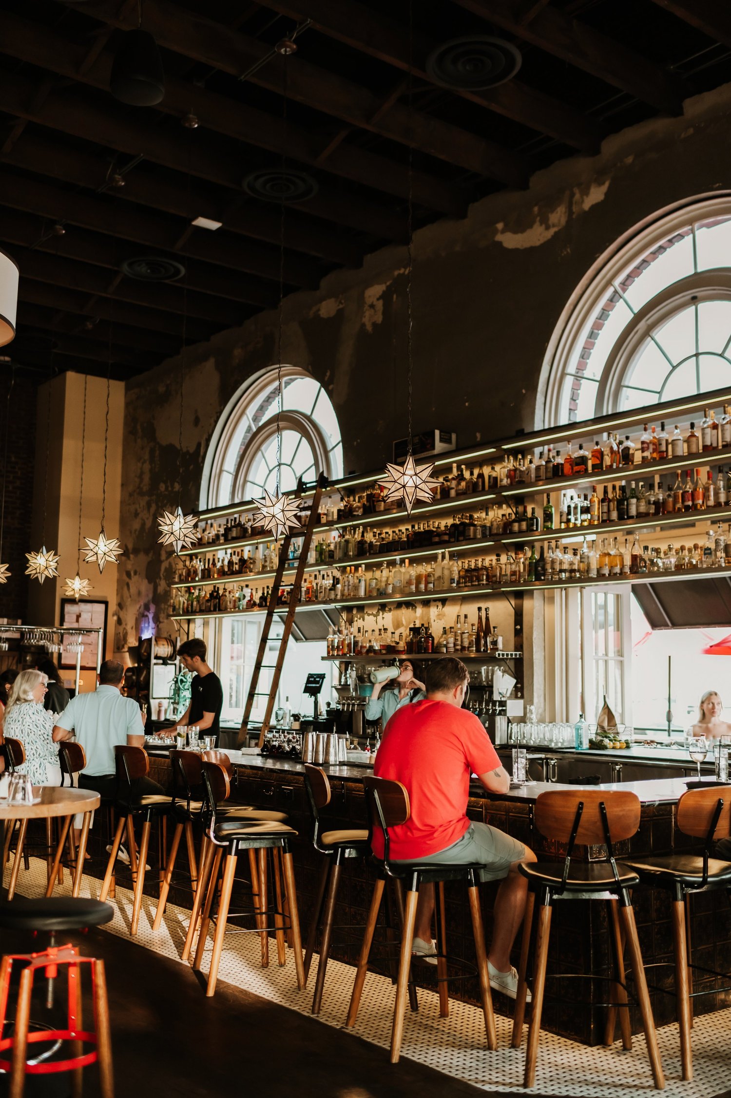 STIR COCKTAIL BAR