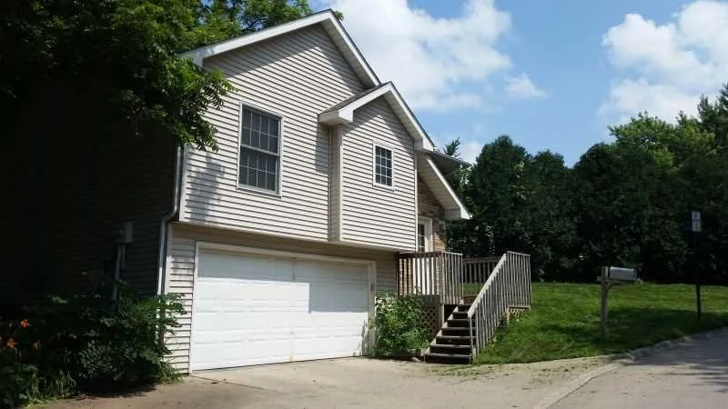 Available Units — Penningroth Apartments